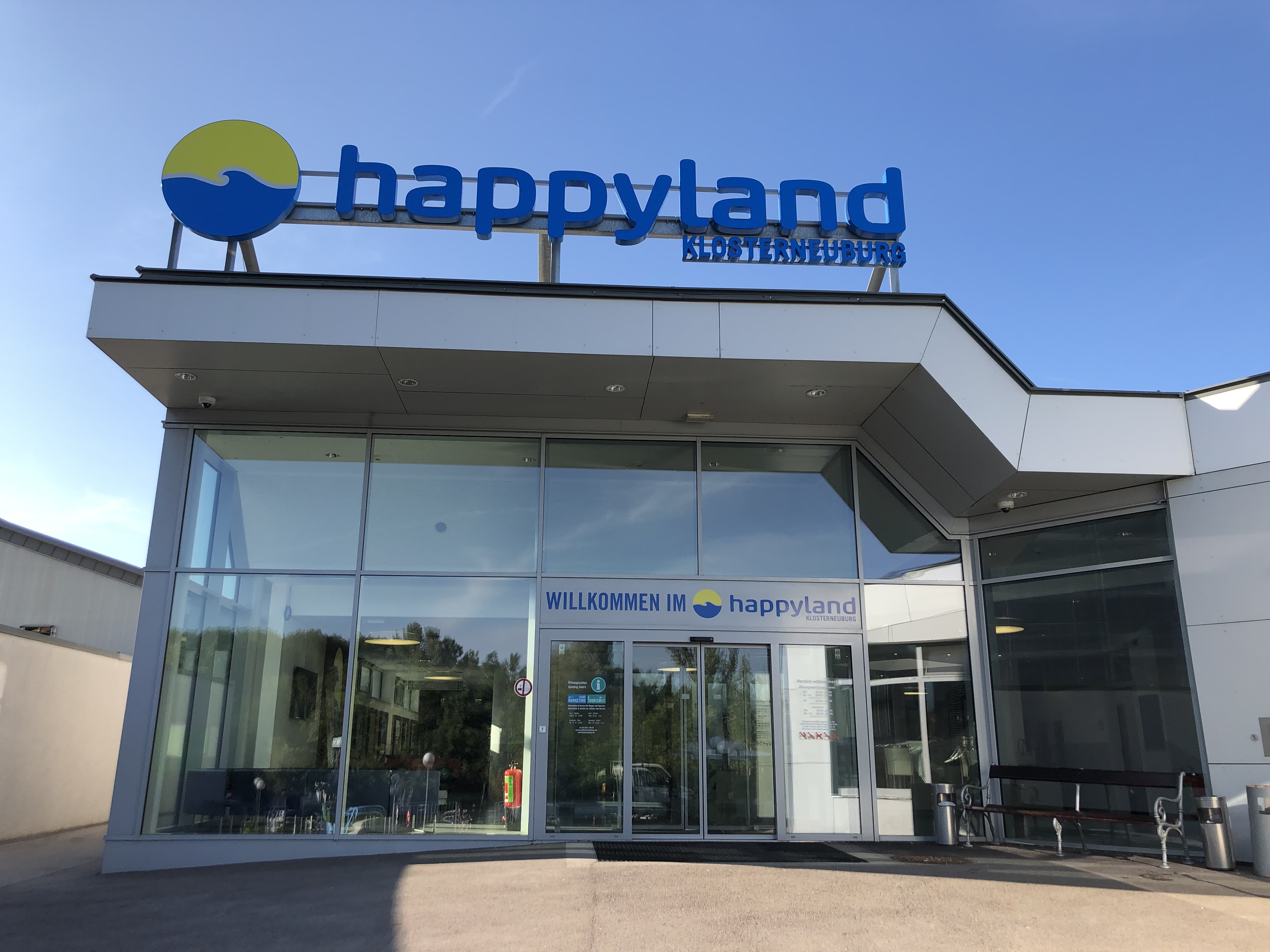 Adventure bath at Happyland