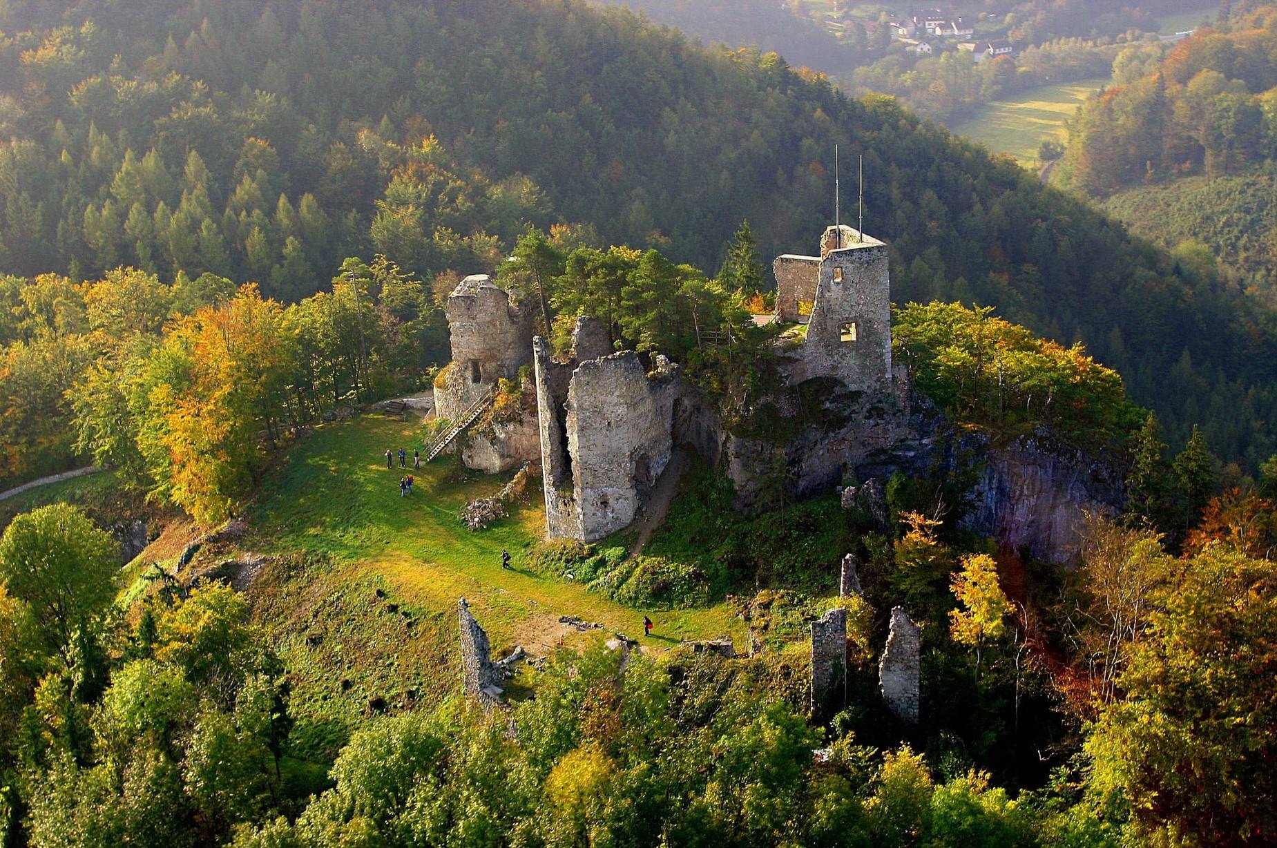 Wanderung zur Ruine Rabenstein