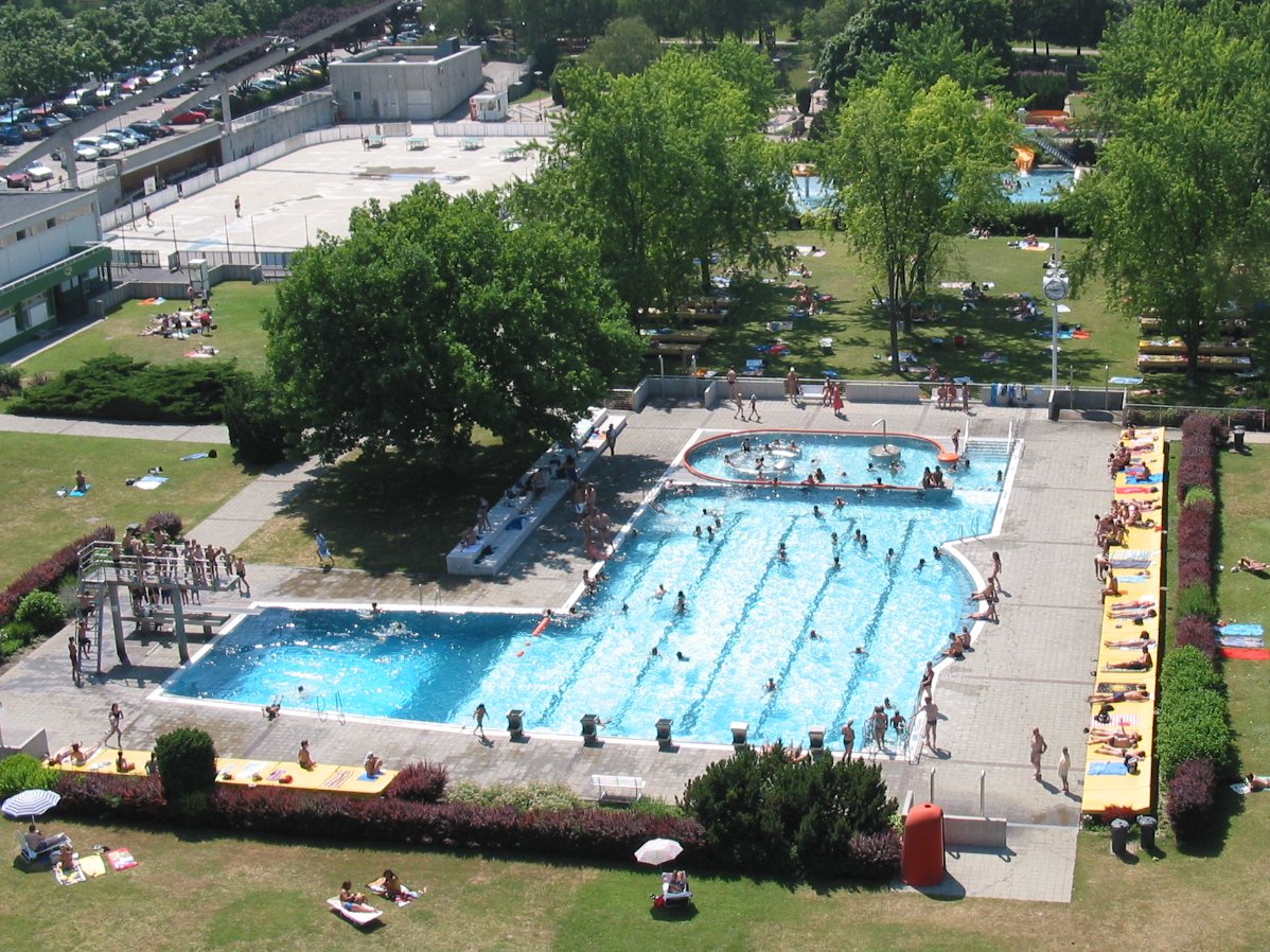 Outdoorpool Stockerau