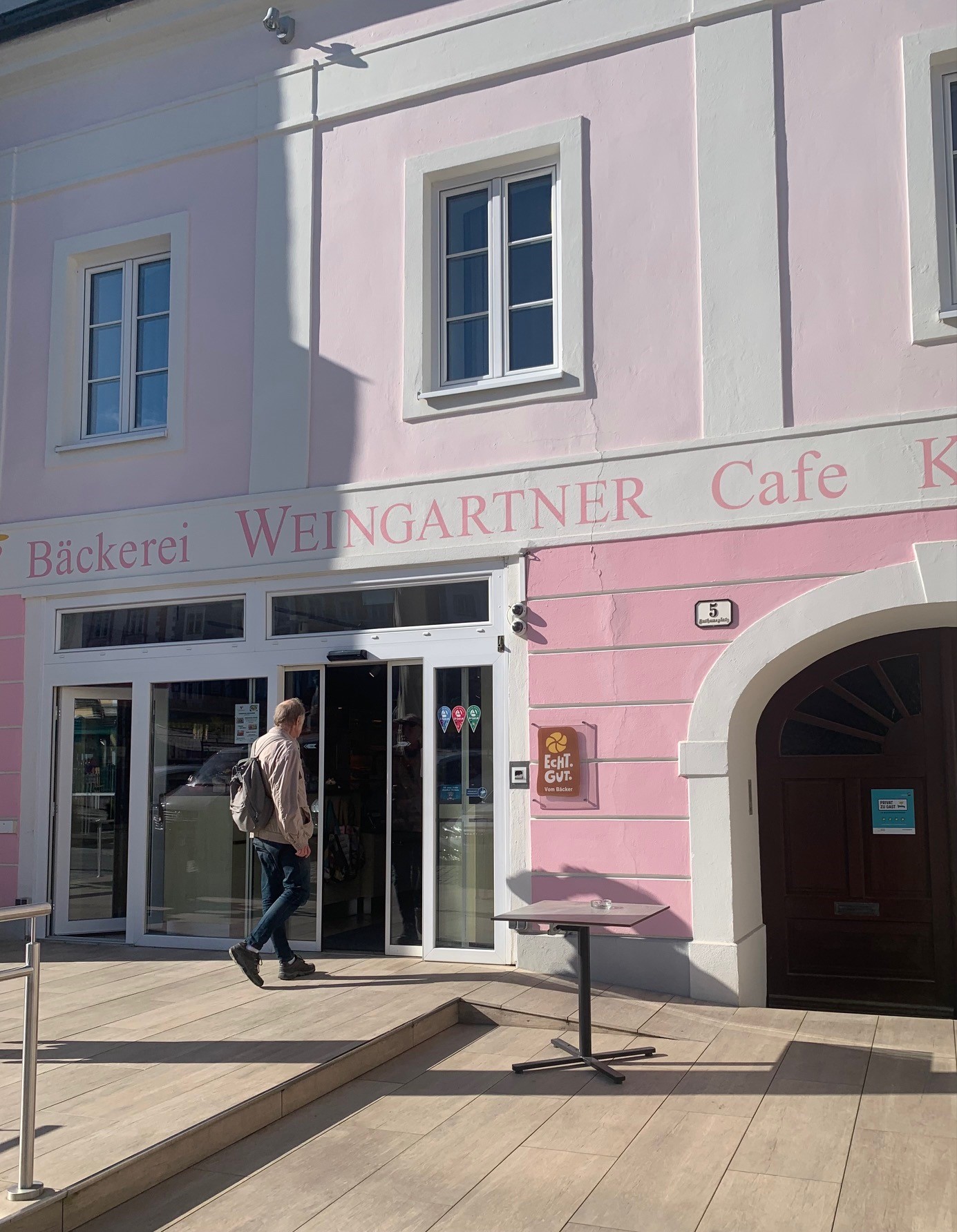 Cafe-Konditorei-Bäckerei Weingartner
